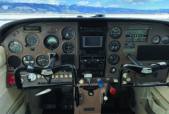 Cessna 206 Cockpit